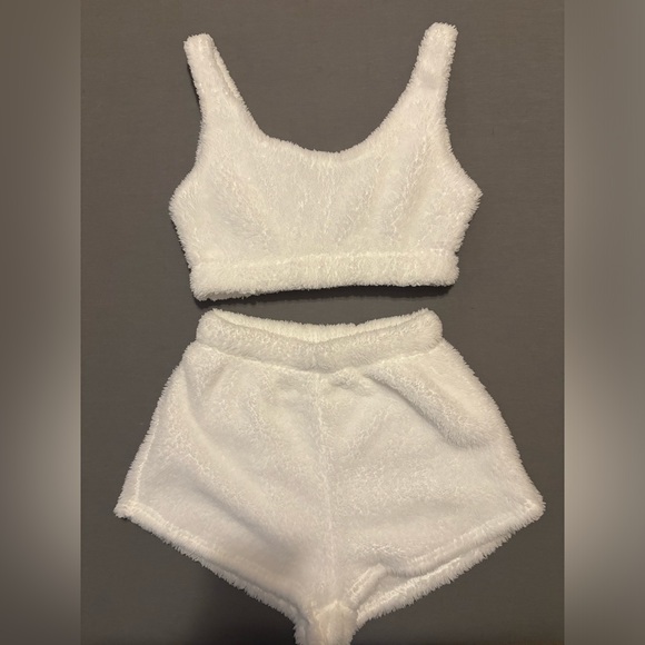 SHEIN | Intimates & Sleepwear | Sherpa Two Piece Pajama Set | Poshmark